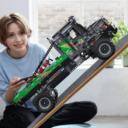 Лего техник Грузовик Мерседес Бенц Зетрос на управлении Lego Technic ...