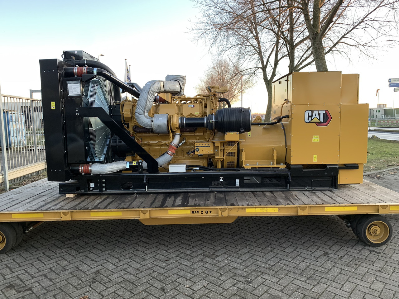 Дизельний генератор Caterpillar C32 1100 kVa 2022 року, ціна 7807400 ...