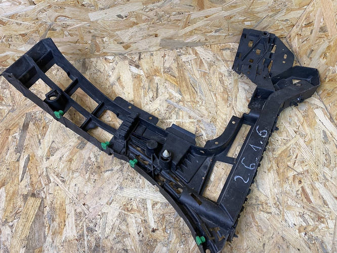 Купити КОНШТЕЙН ЗАДНЬОГО БАМПЕРА ЛІВИЙ Volvo XC90, 31407730, ціна 1000 ...