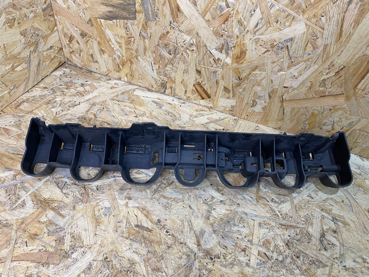 Купити Кронштейн заднього бампера Renault Clio, 850424459R, ціна 700 ...