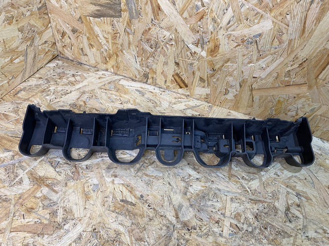 Купити Кронштейн заднього бампера Renault Clio, 850424459R, ціна 700 ...