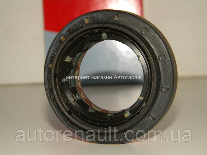 Купить Сальник хвостовика заднего моста на Мерседес Спринтер 208-416 ...