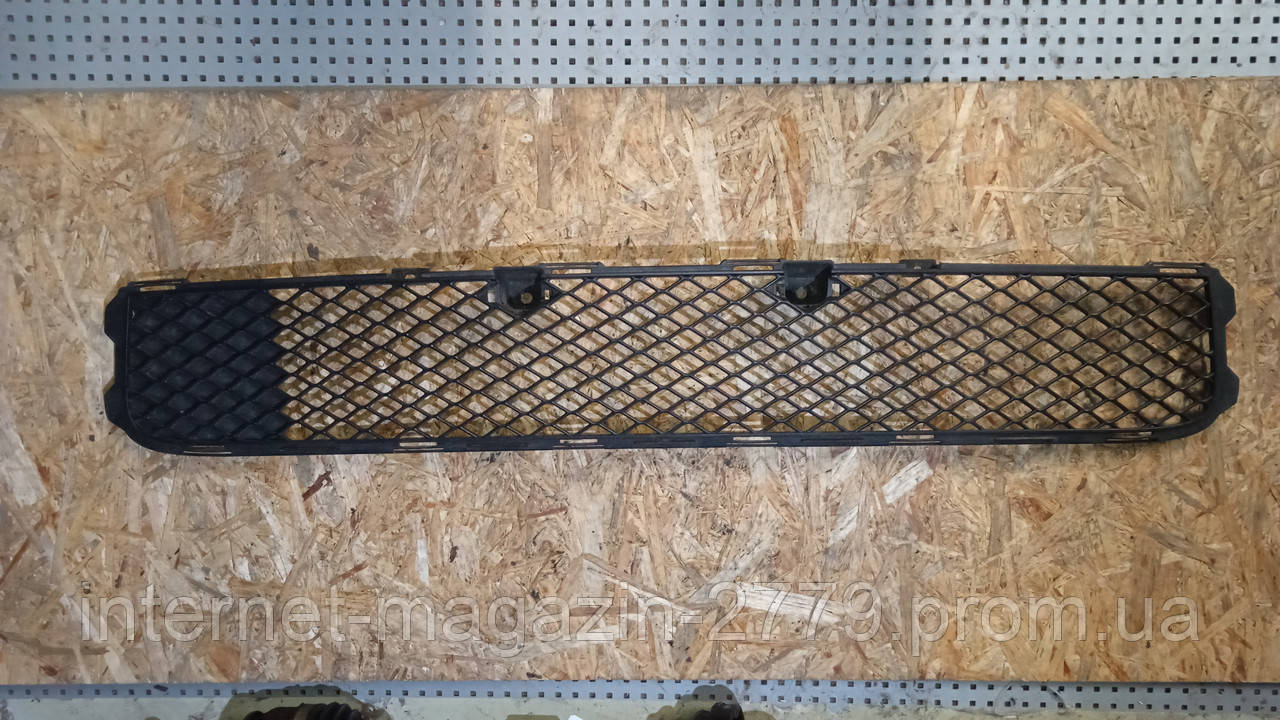 Купити Решітка бампера переднього центральна нижня 6400A827 999537 ...