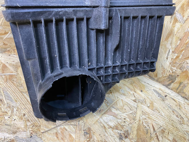 Корпус повітряного фільтра Kia Ceed Hyundai i30 28110-2H000 (ID ...