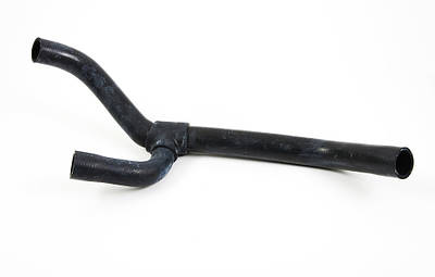 Патрубок системы охлаждения резина 1683774 Daf, цена: 842.10 ₴, купить ...