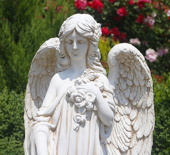 Купити Садова фігура Ангел з трояндою 76х31х28 см, ціна 3785 грн - Prom ...