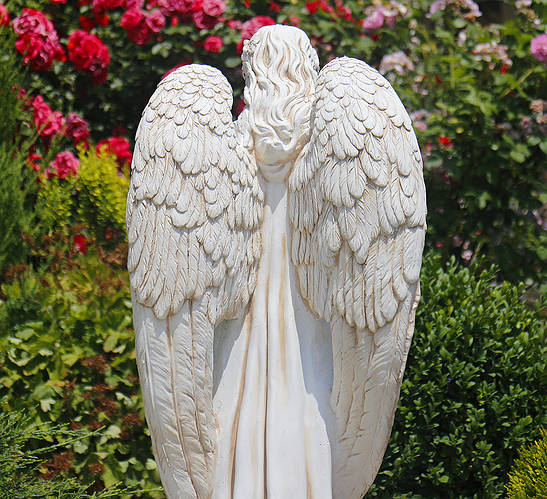 Купити Садова фігура Ангел з трояндою 76х31х28 см, ціна 3785 грн - Prom ...
