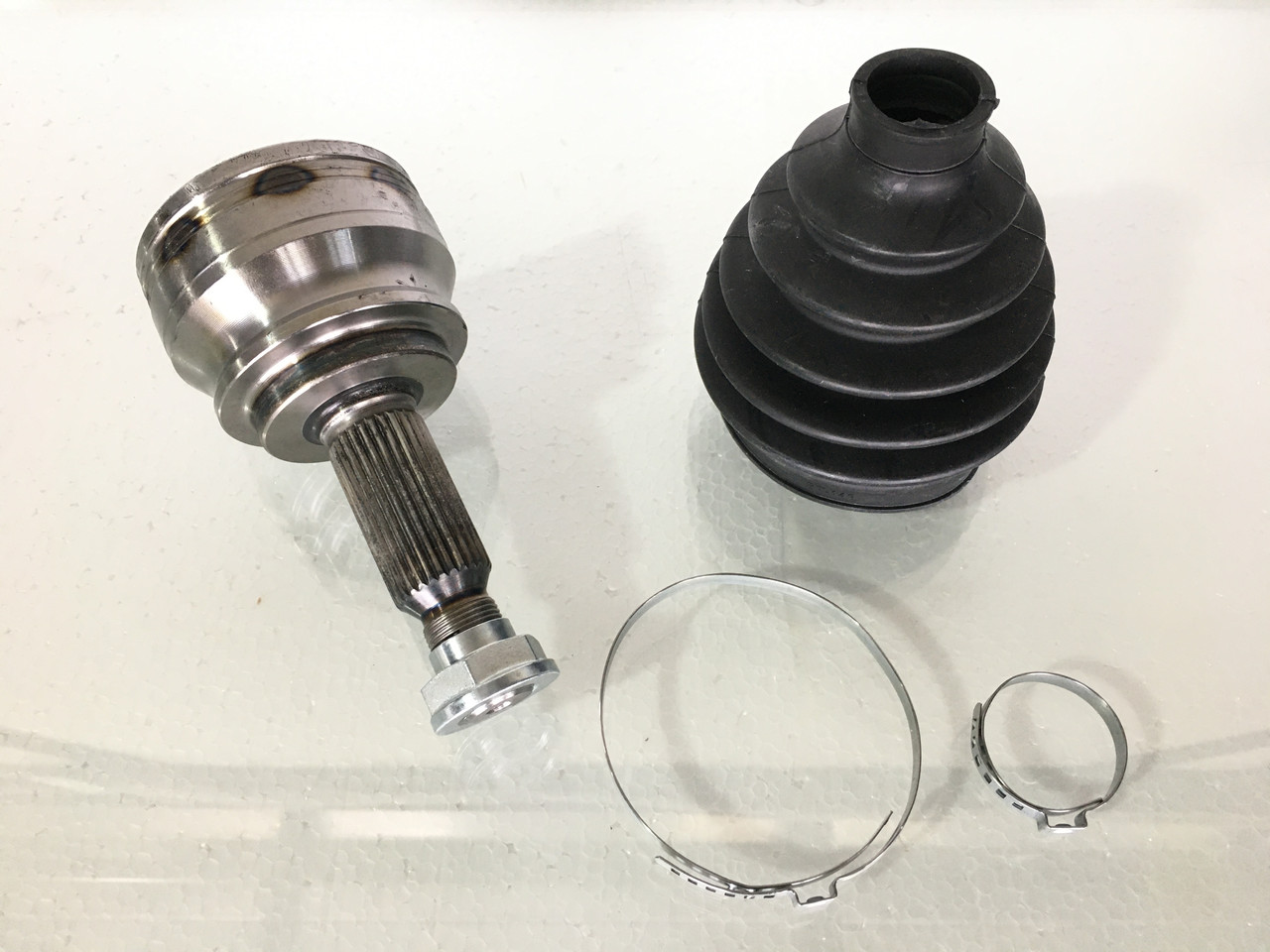 Купити Шарнірний комплект, приводний вал OUTLANDER III, 2012- 2015 2.0 ...