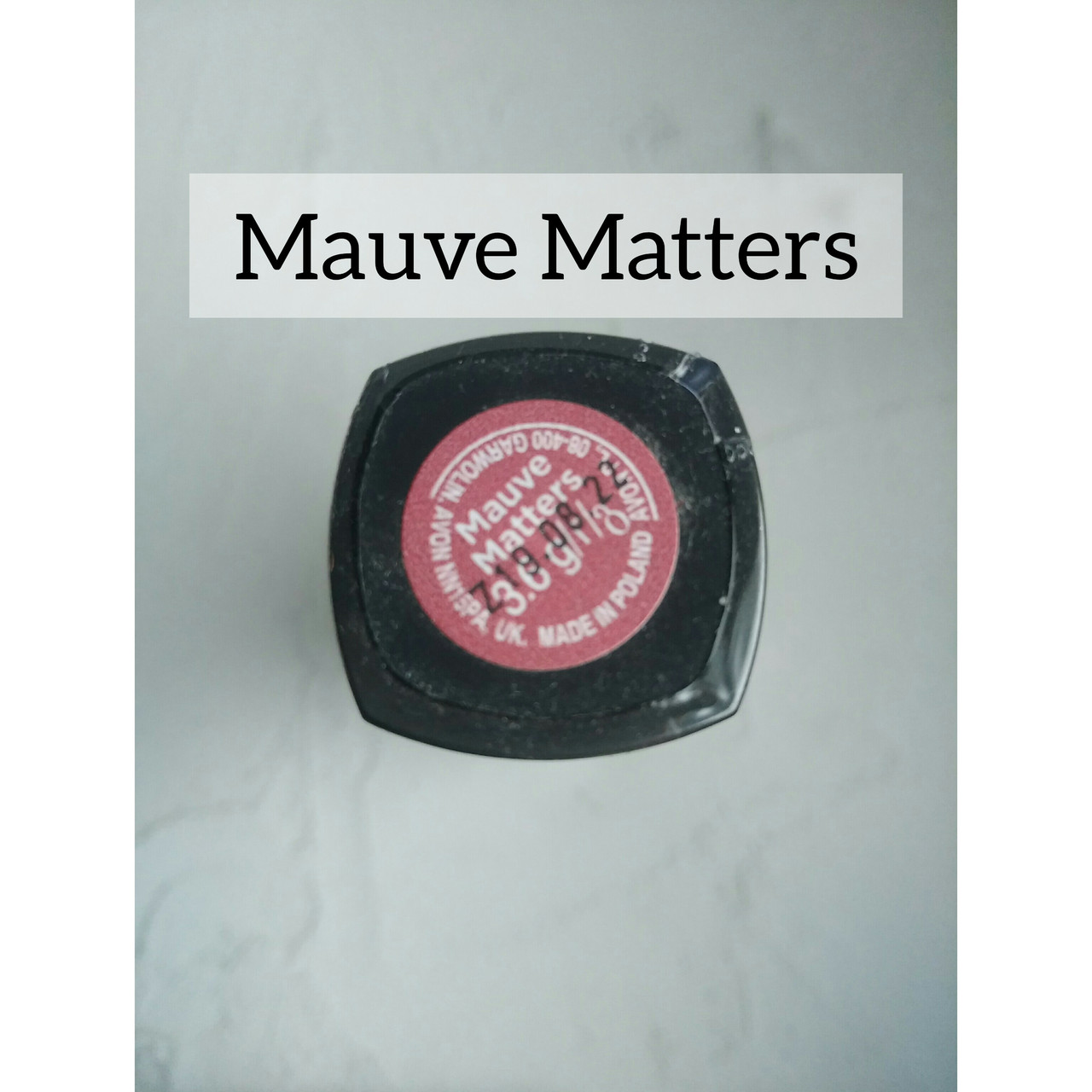 Увлажняющая матовая губная помада "Ультра" Лиловый/Mauve Matters эйвон ...