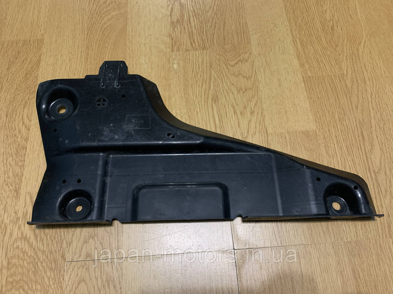 Защита днища передняя правая для Mazda 6 GJ 2012- GHP956076 GHP956076A ...