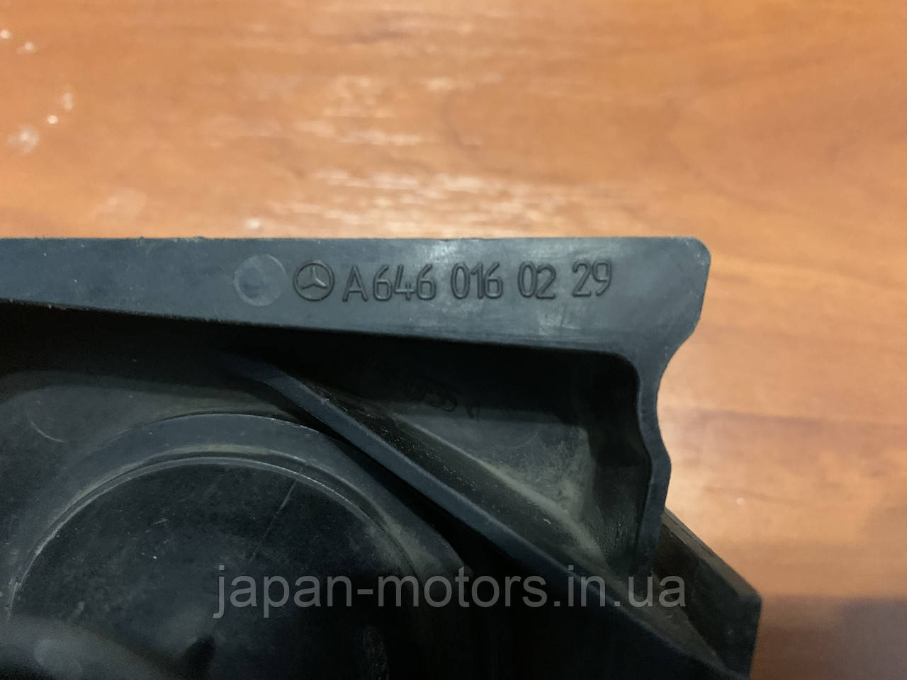 Купити Маслозаливна горловина Mercedes-Benz Vito 639 2004-2014 ...