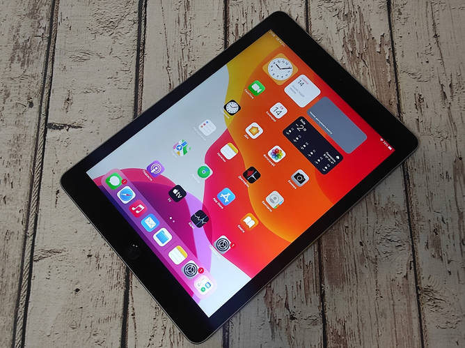 Планшет Apple Ipad Air 2 WI-FI 16 Гб Без ограничений, цена 4799 грн ...