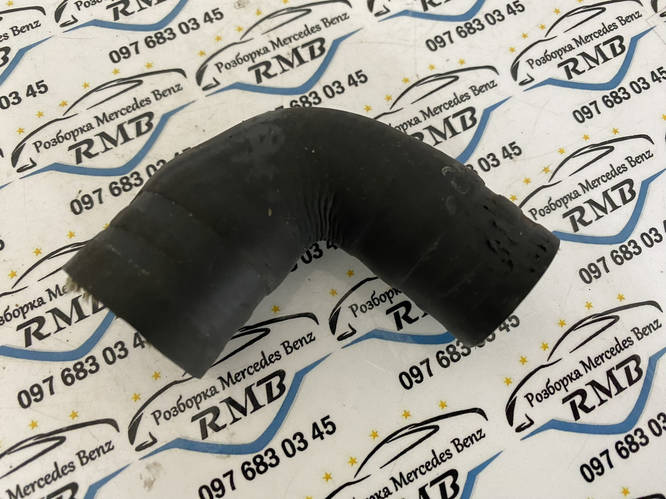 Купить Патрубок системи охолодження Volkswagen Passat (B7),4motion ...