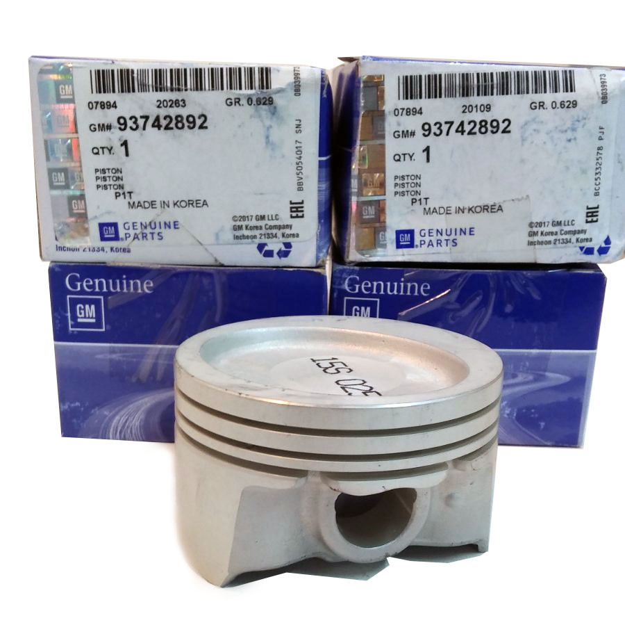 Комплект поршней двигателя Авео 1.5 (0,25) без пальцев, GM, 93742892 ...