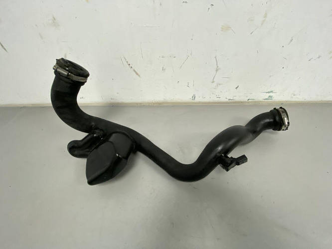 Купить Патрубок інтеркулера з демпфером пульсацій AUDI A4 8K0145673AM ...