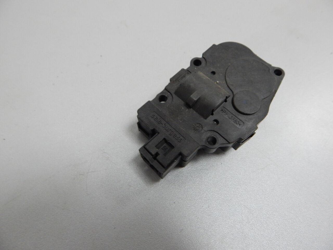 Купить Моторчик заслінки пічки AUDI A4 8K0820511C 2008-2016, цена 39 ...