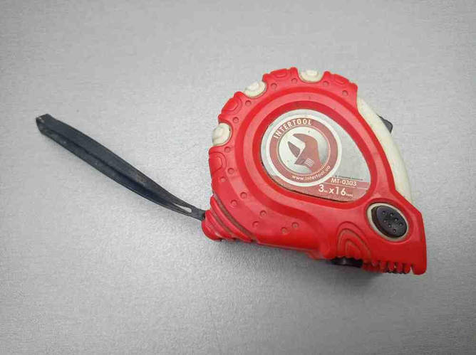 Купить Рулетка мерная лента Б/У Intertool MT-0303, цена 36 ₴ — Prom.ua (ID#1749416604)