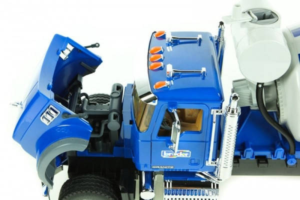 Купить Бетоновоз игрушечный Mack Granite, М1:16 02814, цена 2517 ...