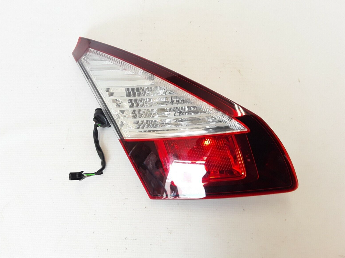 Фонарь задний левый внутренний Renault Megane 3 Рено Меган хэтчбек ...