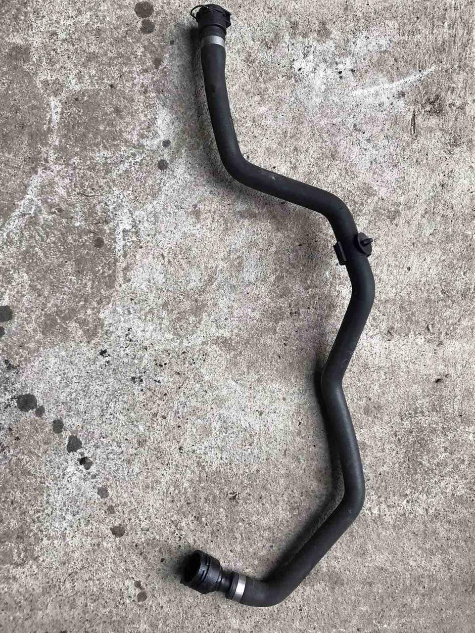 Купить Шланг патрубок системы охлаждения N47 BMW 5 F10 17127809819 ...