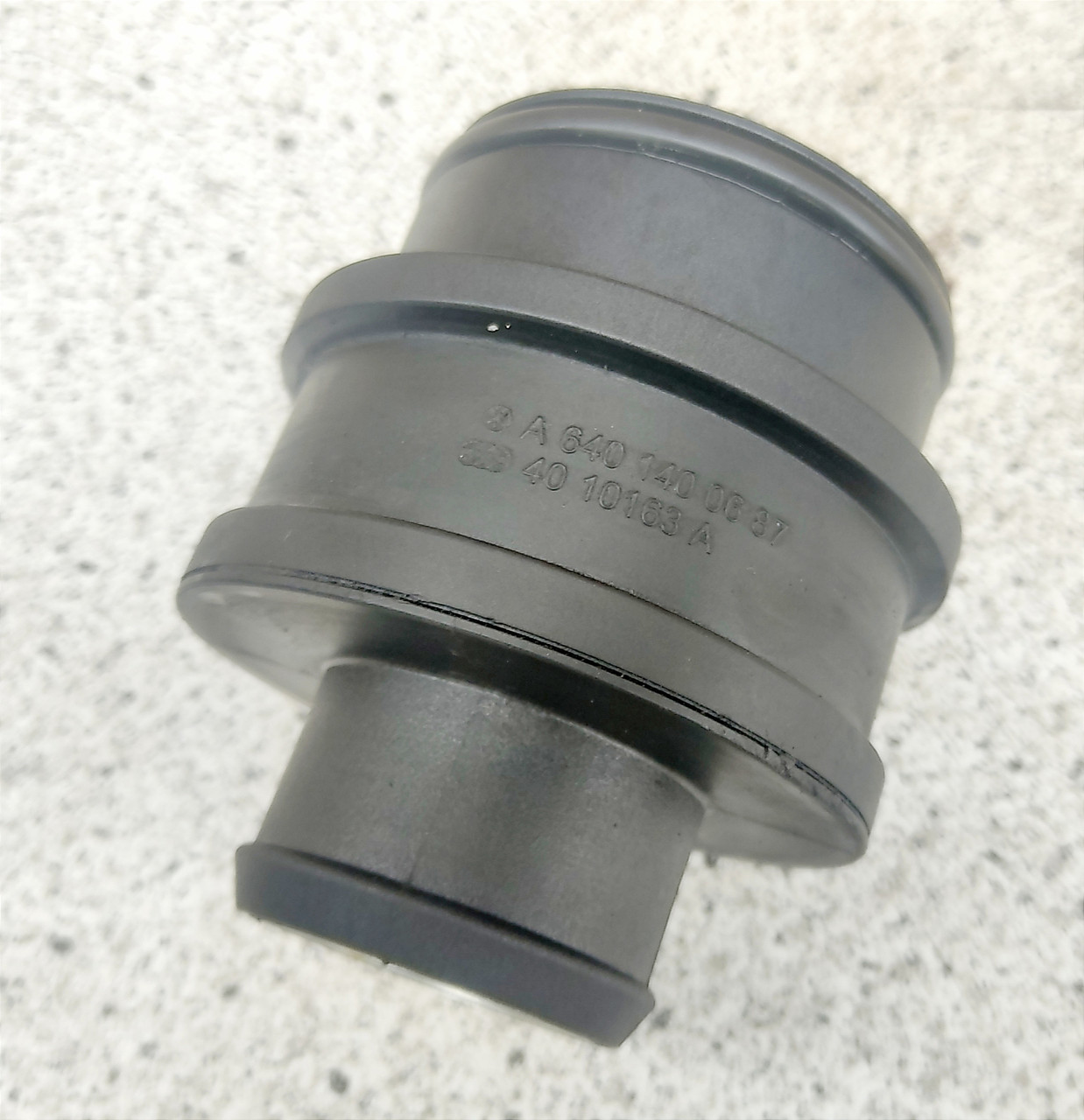 Глушник резонатор турбіни Mercedes W245 2.0CDI A6401400687, цена 980 ...