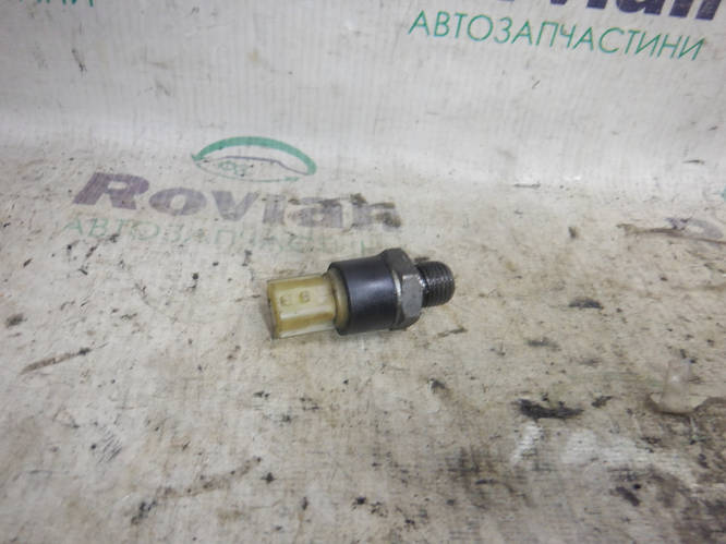 Датчик давления масла (1,9 DCI 8V) Renault SCENIC 2 2006-2009 (Рено ...