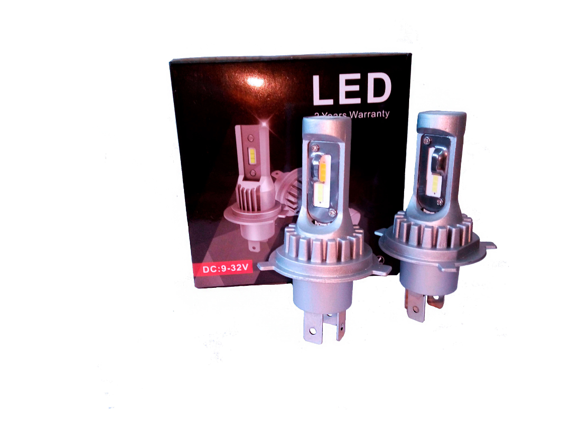 Комплект LED ламп EA Light X E1 H4: продажа, цена в Харькове. Led- лампы автомобильные от ...