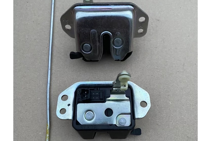 Замок кришки багажника з тягою Авео Т-200/Т-255 хетчбек OEM (Корея ...