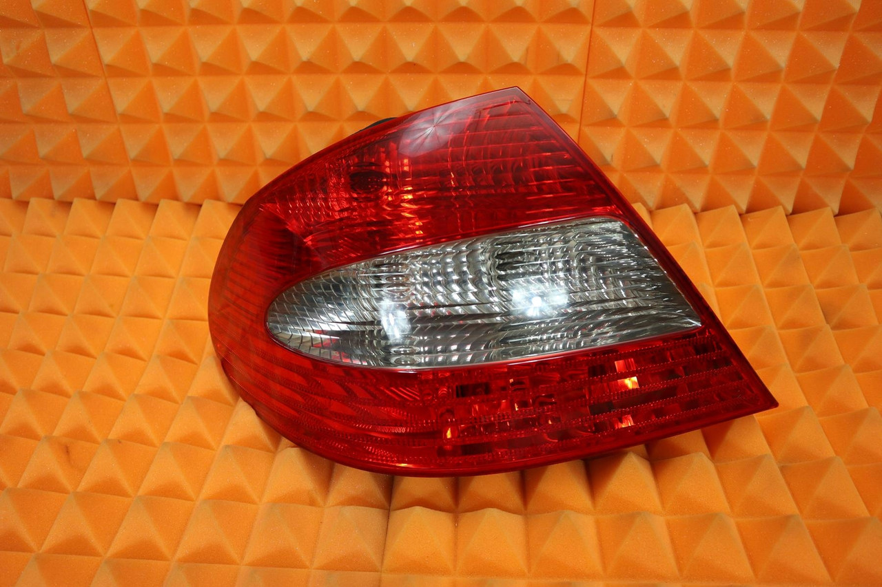 Фонарь Стоп MERCEDES CLK W209 Рестайл Ліва 2098201564 Под Заказ 2-4 Дн ...