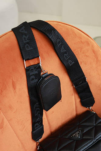 Сумка жіноча Prada в чорному кольорі Відмінна якість, ціна 780 грн ...