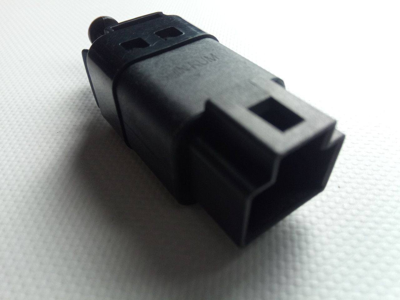 Датчик включения тормоза (педали) Aveo, Китай (96289637) 2-х контакта ...