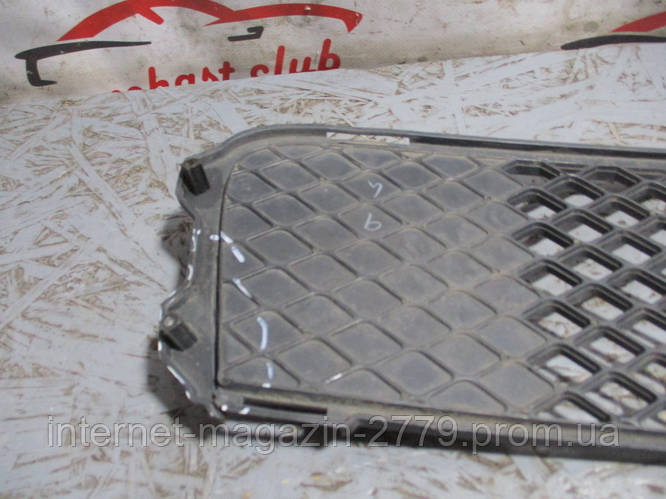 Купить Решітка бампера переднього центральна нижня (уцінка) 6400A827 ...