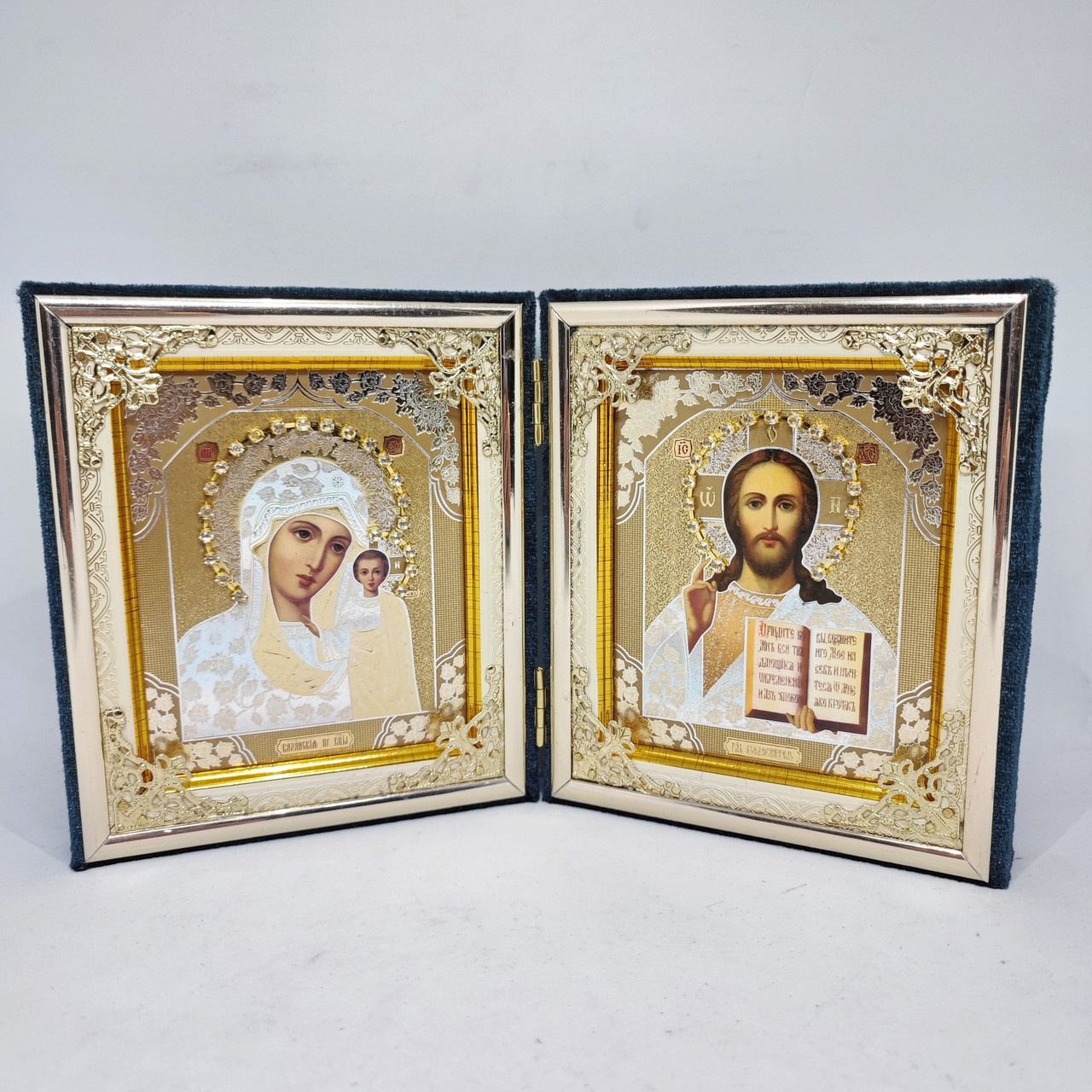 Икон складень Спаситель и Богородица, размер 15,5*13,5*5 см: продажа ...