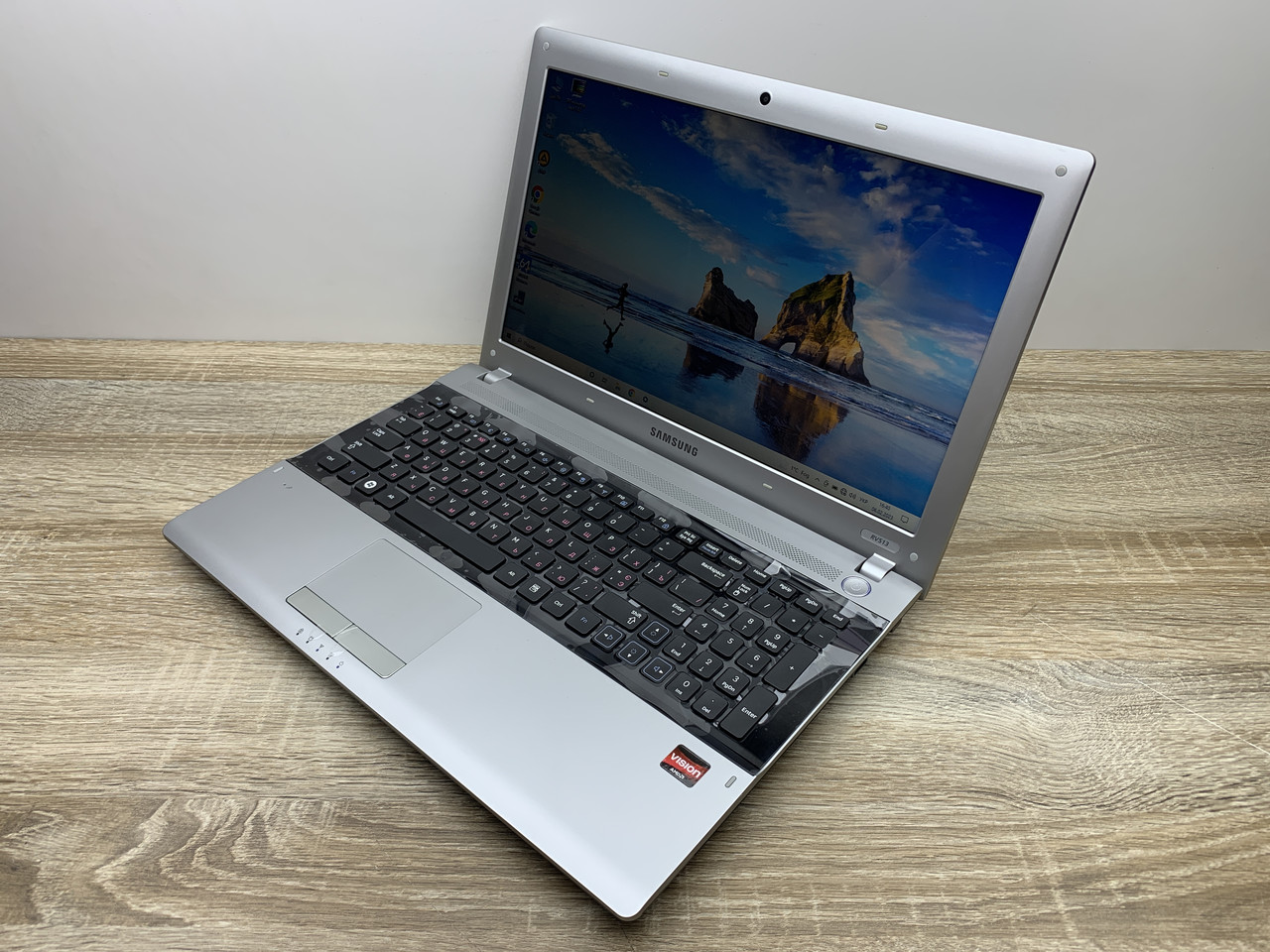 Купить Ноутбук Б/У Samsung RV513 15.6 HD TN/E-350 2(2)x1.60 GHz/RAM 4GB ...