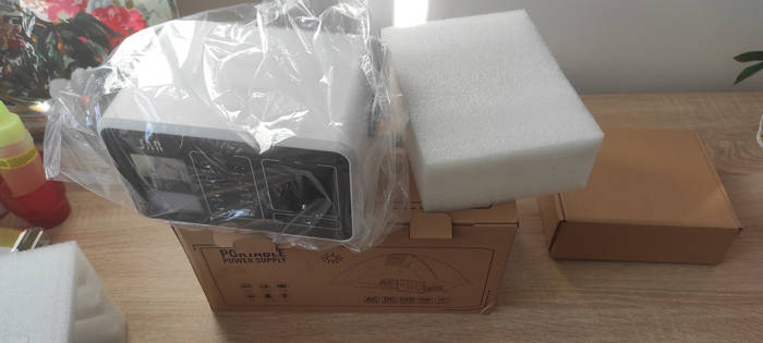 Купить Зарядная станция PowerJar 400 Ват, 220 Ват*час, мощное освещение ...