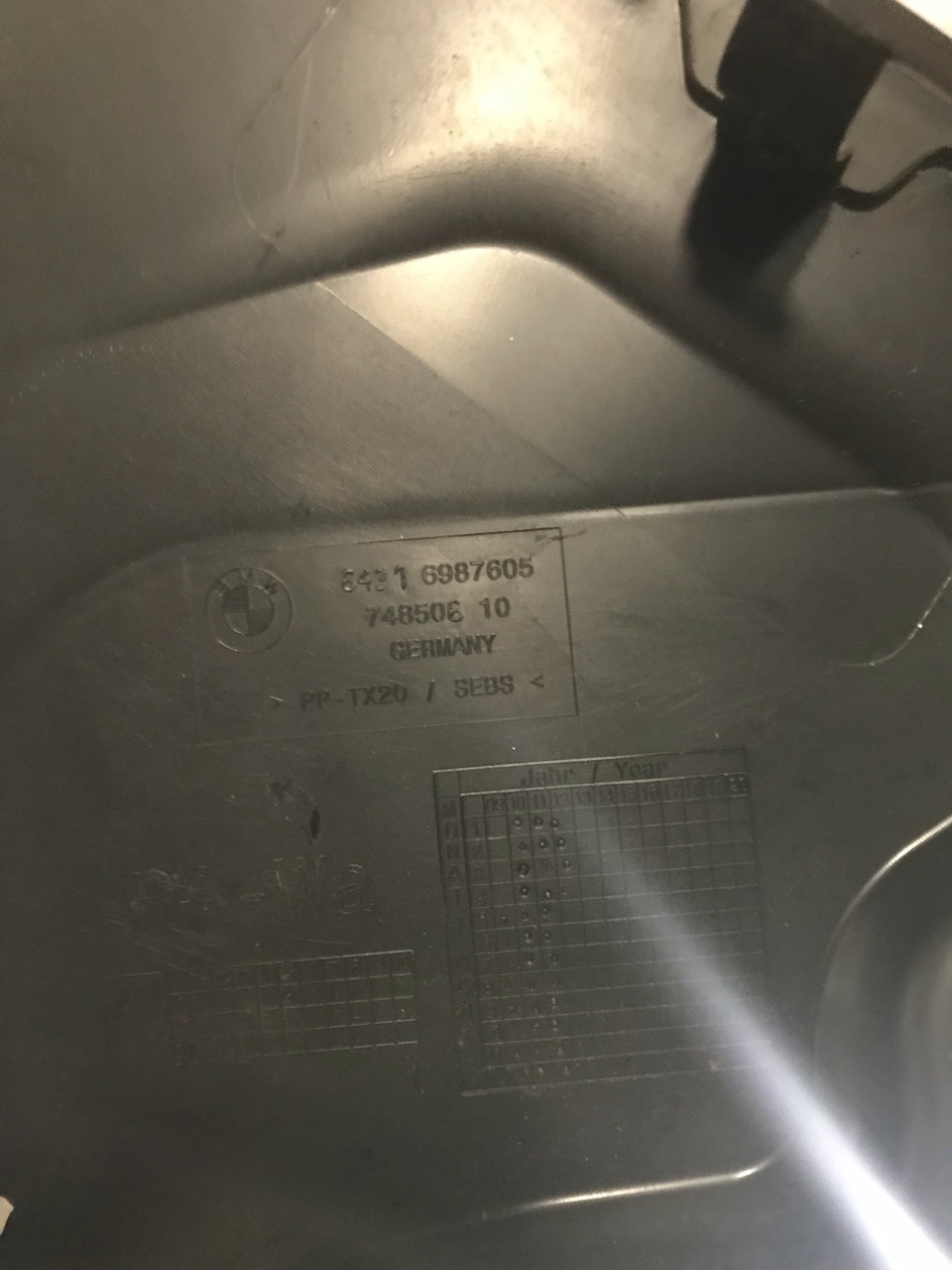 Щиток водосток лобового стекла правый бмв bmw ф F06/10/11/12/13 ...