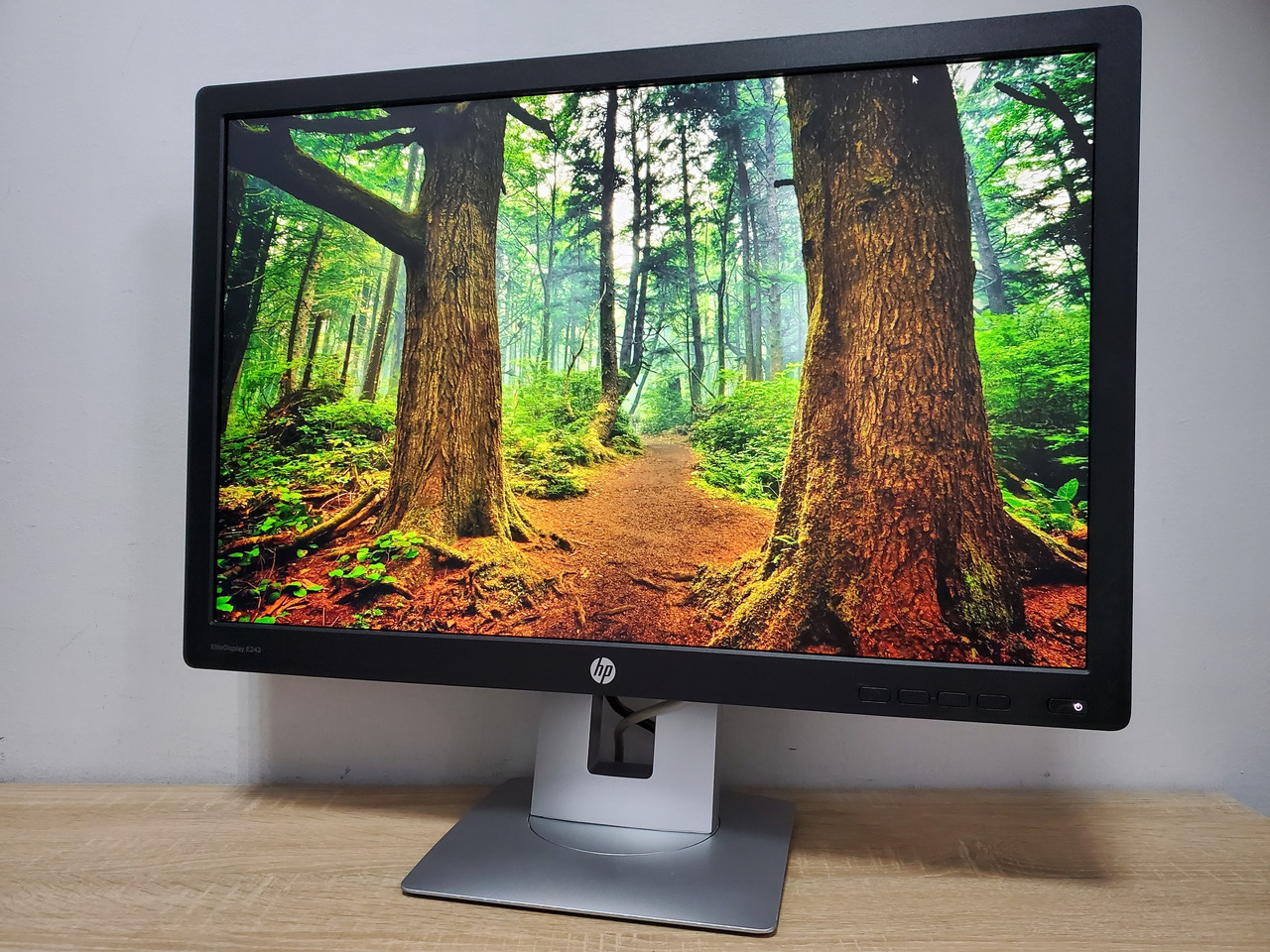 Купить Монитор 24" HP EliteDisplay E242 IPS WLED (1920x1200) HDMI, цена ...