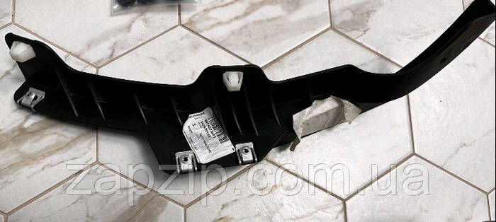 Купити Спойлер переднього бампера лівий AUDI Q5 8R0853887B, ціна 841 ...