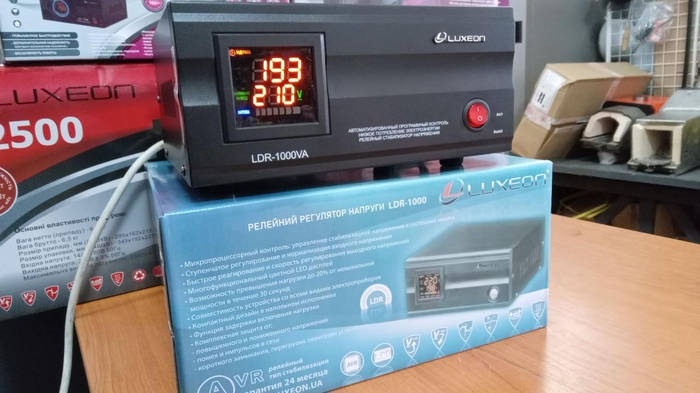 Релейний однофазний стабілізатор напруги Luxeon LDR-1000 (ID#321791442), ціна: 1914 ₴, купити на ...