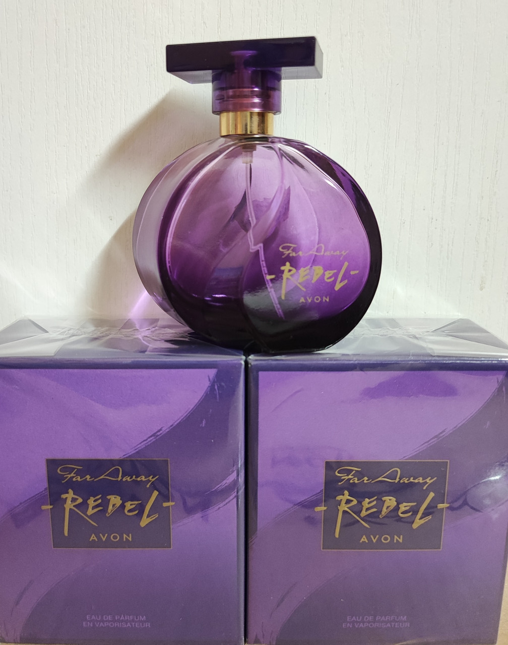 Купить AVON FAR AWAY REBEL Парфюмерная Вода, 50 мл, Фар Авей Ребел ...