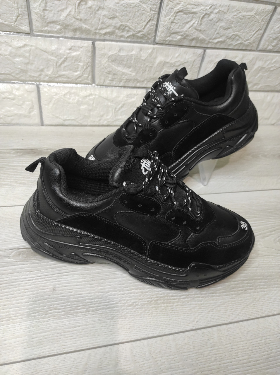 Купить Кроссовки черные БАЛАНСИАГА /BALANCIAGA р.38, цена 1090 грн ...