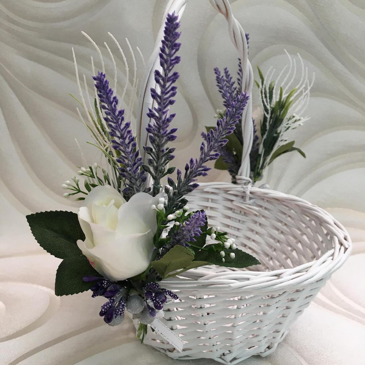 Плетена корзинка для пелюсток продаж купити в Україні весільні кошики та сита від Церковний