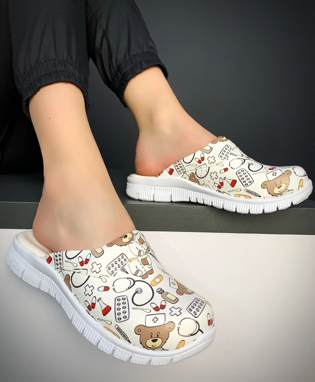 Жіноче шкіряне взуття: продаж, ціна в Україні. Медичний та ...