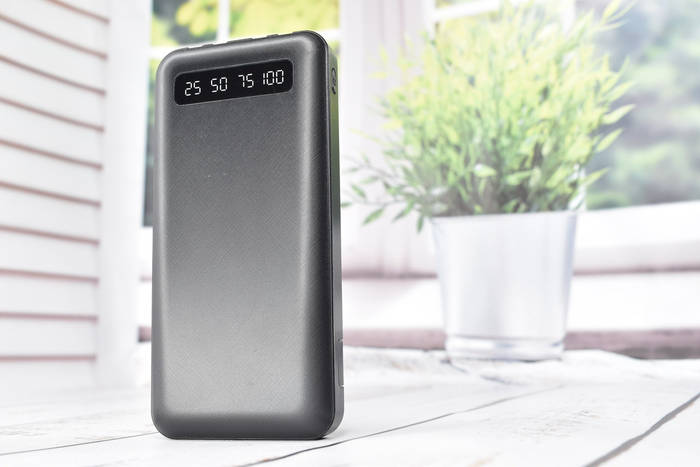 Smart Power Box Павербанк з швидкою зарядкаю + Ліхтарик 10000 mAh Black ...