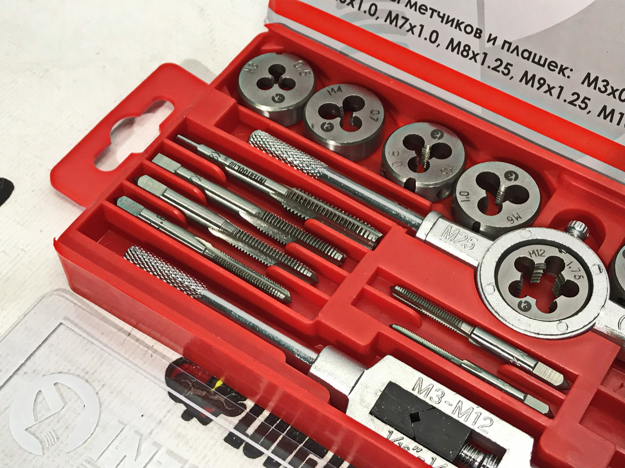 Купить Набор плашек M3-M12 и метчиков M3-M12, 20 ед. INTERTOOL SD-8020, цена 540 грн — Prom.ua ...