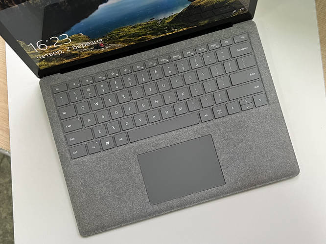 Ноутбук Microsoft Surface Laptop 1769 13.5" Multi-touch i7-7660 2.5GHz ...