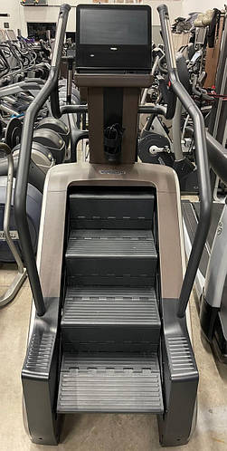 Купить Лестница-степпер Technogym Climb Artis Unity 3.0 ...