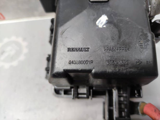 Купити Блок запобіжників 243880001R для Renault Megane III, ціна 615 ...