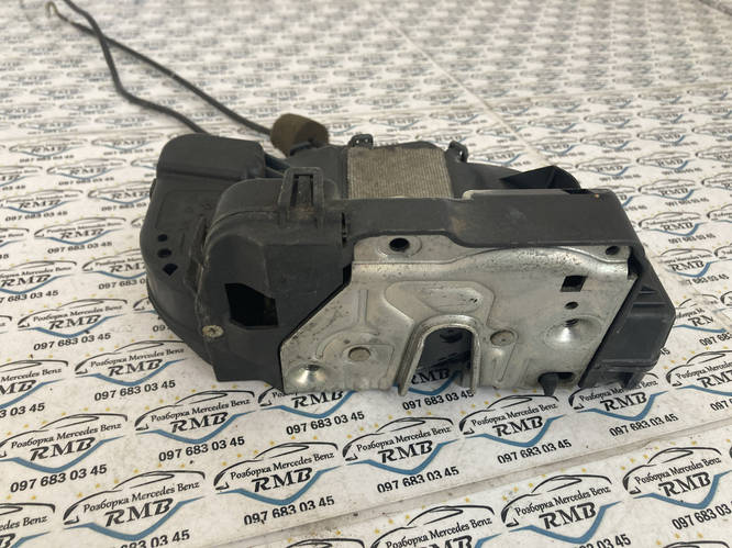 Купити Замок дверей задній лівий MERCEDES-BENZ W221, A2117300535, ціна ...