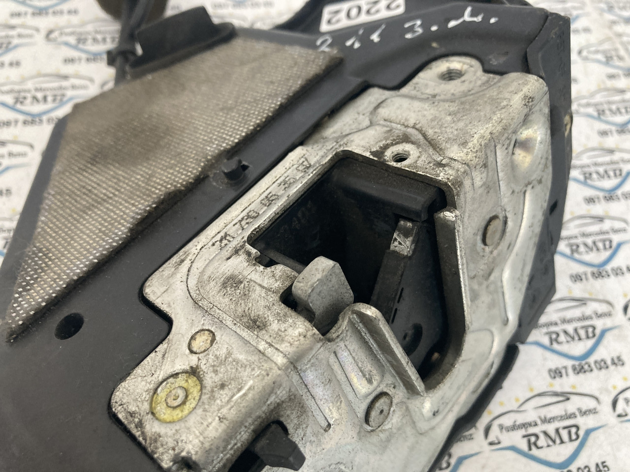 Купити Замок дверей задній лівий MERCEDES-BENZ W221, A2117300535, ціна ...